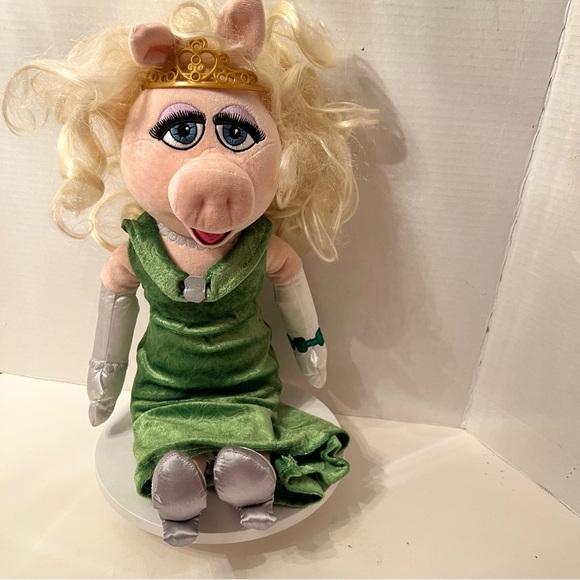 Disney | Toys | Disney Miss Piggy Most Wanted Of The Muppets 2 Plush ...